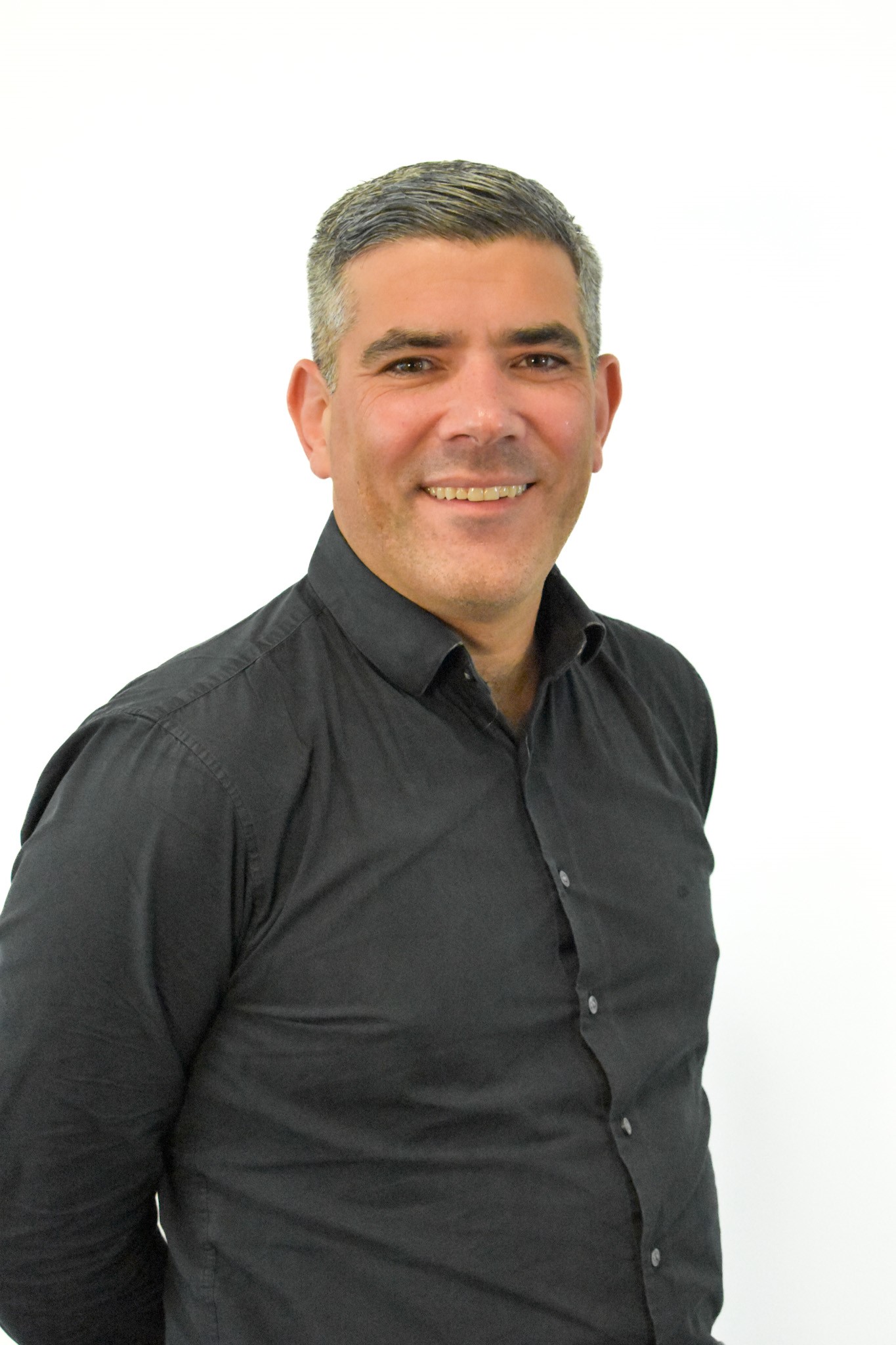 Simon Hinds